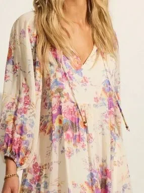 Auguste The Label | Dresses | Auguste The Label Cream Floral Vneck Mini ...